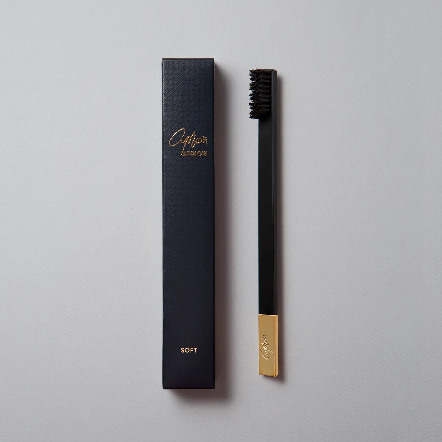 Apriori Black & Gold Toothbrush Soft | Red Dot Award — Toothpasteology